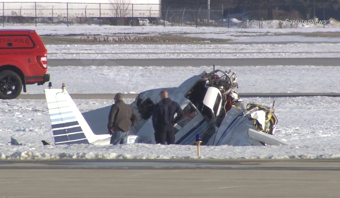 Plane crash reported at DuPage Airport, emergency… - CrashDaily.com