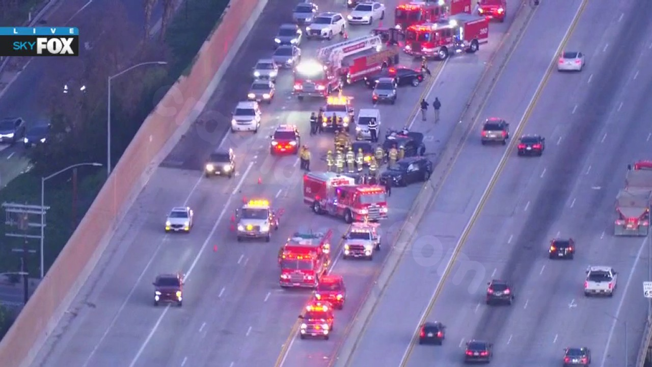 Multi-car collision causes major traffic jam on s… - CrashDaily.com